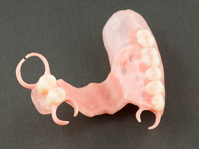 義歯・入れ歯｜ココ歯科｜広島市安佐南区の歯医者。矯正・ホワイトニングなど